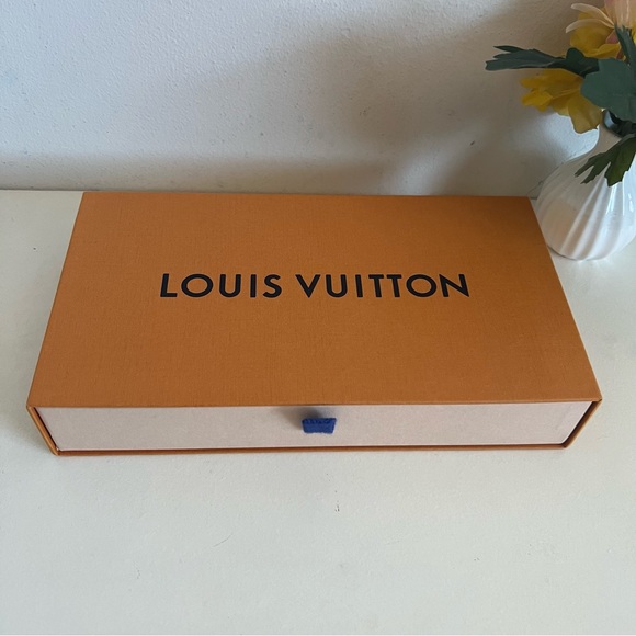 Louis Vuitton | Bags | Authentic Louis Vuitton Xl Wallet Size Box ...